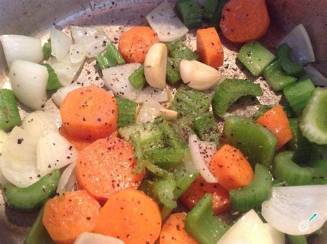 Caldo de legumes caseiro Fácil