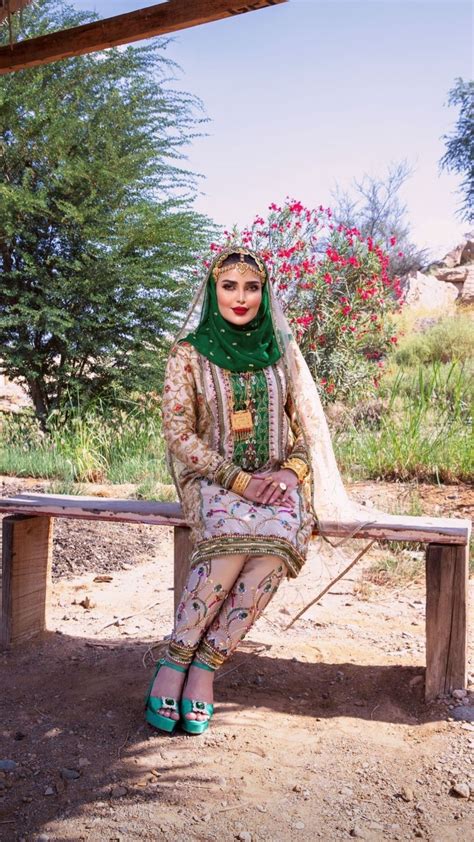 زي عماني الاء السيابي