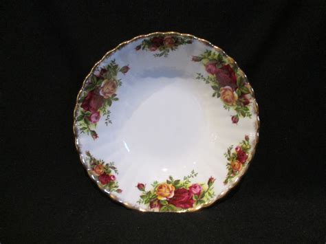 Royal Albert Old Country Roses Soup Or Cereal Bowl Missing Pieces Discontinued Tableware
