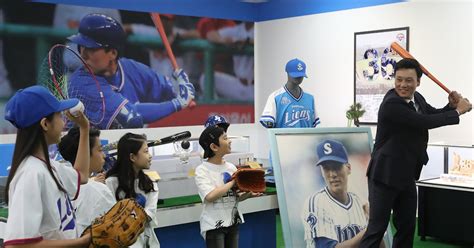 국민타자 이승엽 꿈나무와 함께