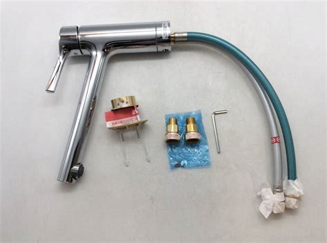 【未使用】1026 未使用 Toto Tks05301j 1箱 台付シングル13節湯・共 台所 箱無し 現状品の落札情報詳細