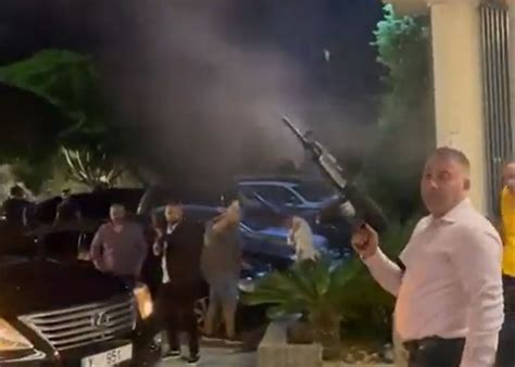 بالفيديو مخابرات الجيش توقف نائبا سابقا اليكم التفاصيل