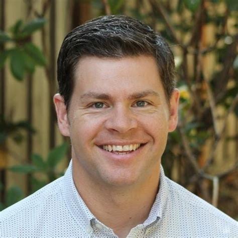 Shawn Vanderhoven Medium