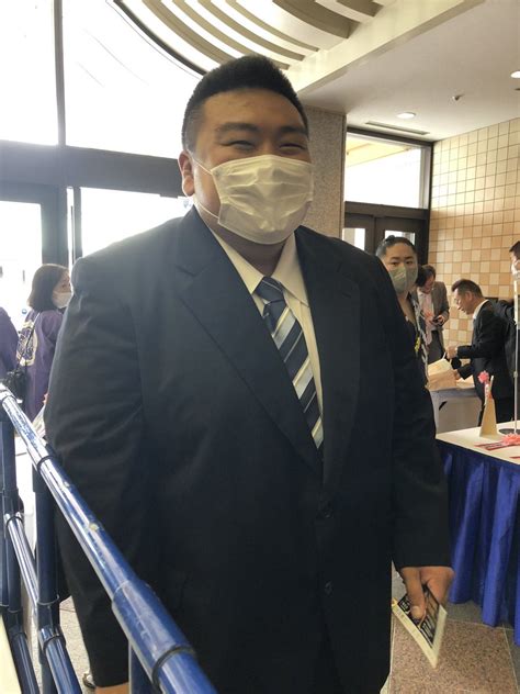 もに On Twitter 鶴竜引退断髪披露大相撲に行って来ました😊 木村行宏さんには4年振りにお会いできました🥲 元 北勝花さん🌻 元