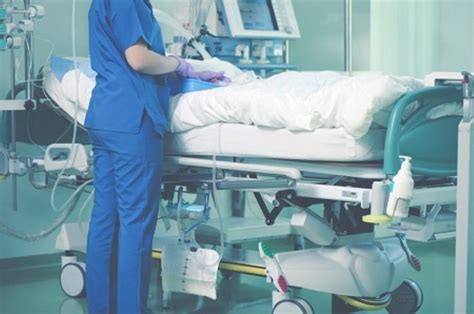 Covid 19 Taux Dincidence Pression Hospitalière Vaccinations Les
