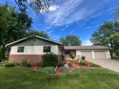 2137 Morningside Ct NE Saint Cloud MN 56304 Homes
