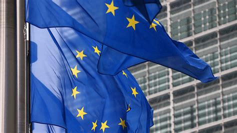 ЕС ЗА РУСКОТО ЯДРЕНО ОРЪЖИЕ В БЕЛАРУС Това е безотговорна ескалация Минск да се готви за