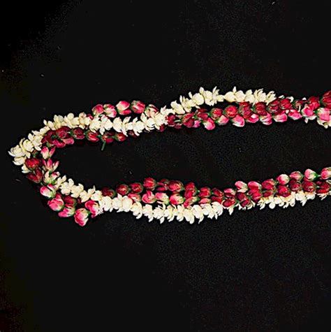 Twisted Rosebud Pikake Lei Details Aloha Hula Supply