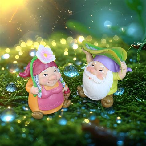 Usmixi Rainproof Couple Dwarf Set Ornament Courtyard Forest Plant Theme