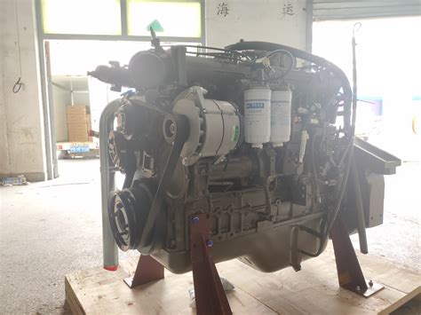 Water Cooled Yc6a260 33 Yuchai Diesel Engine Multi Cylinder