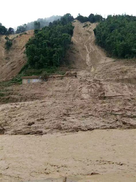 后续救援现场让人泪目，文山麻栗坡“902”特大洪水泥石流灾害5人遇难15人失联 搜救仍继续抢险