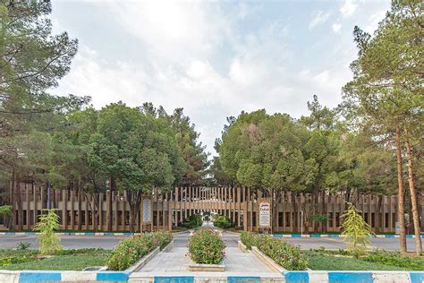 ساختمان اداری الحاقی آرامستان باغ رضوان اصفهان، اثر حامد فتوت