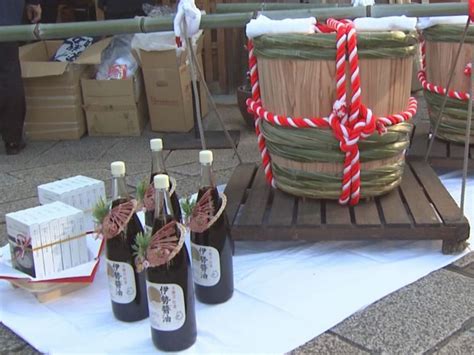 煮物や焼き物など様々な料理に熟成が終わったばかりの伊勢醤油 醸造関係者が伊勢神宮に奉納 東海テレビNEWS