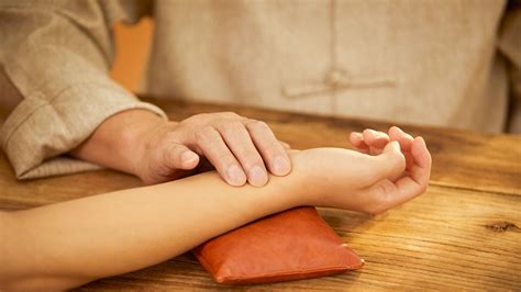 传统中医通常用哪些方剂治疗慢性前列腺炎？ 哔哩哔哩