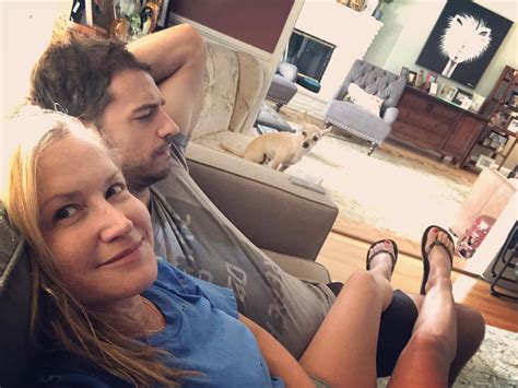 Angela Kinseys Feet