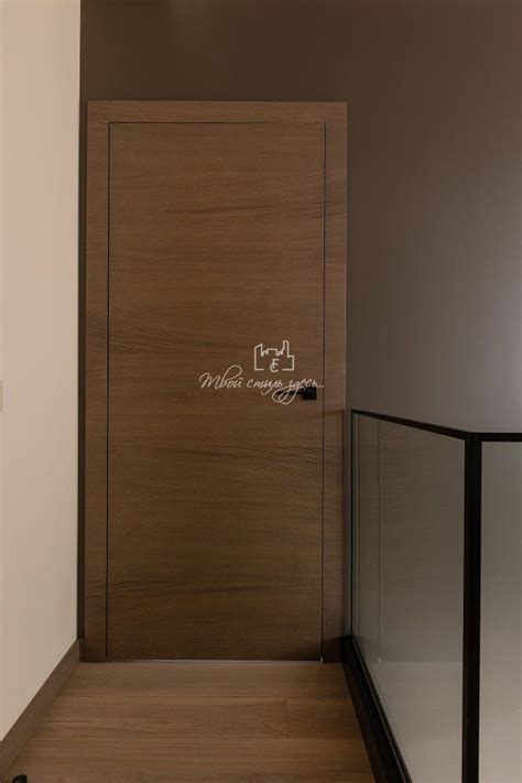 Межкомнатная дверь в шпоне дуба