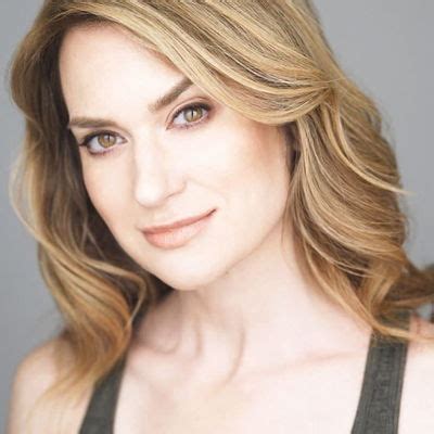 Becca Marks Actor Voice Over Singer Model StageAgent