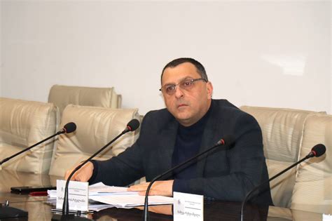 🔶 დღეს რუსთავის მუნიციპალიტეტის საკრებულოს სხდომათა დარბაზში სივრცით