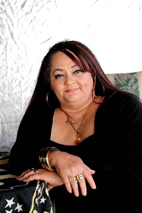 Huldeblyke Stroom In Vir Geliefde Shaleen Surtie Richards Huisgenoot