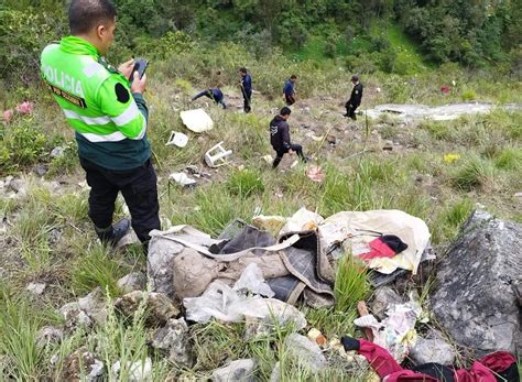 Ascienden A 27 Los Muertos Por Accidente De Autobús En Perú En