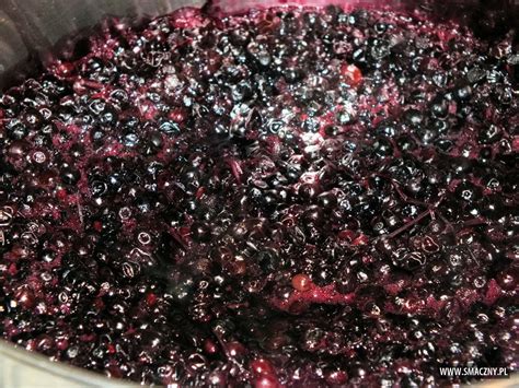 Rozgrzewający syrop z czarnego bzu Przepisy kulinarne Przetwory