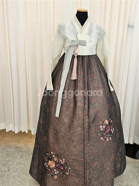 66사이즈 단한벌 여성 한복 중고나라 카페에서 운영하는 공식 사이트