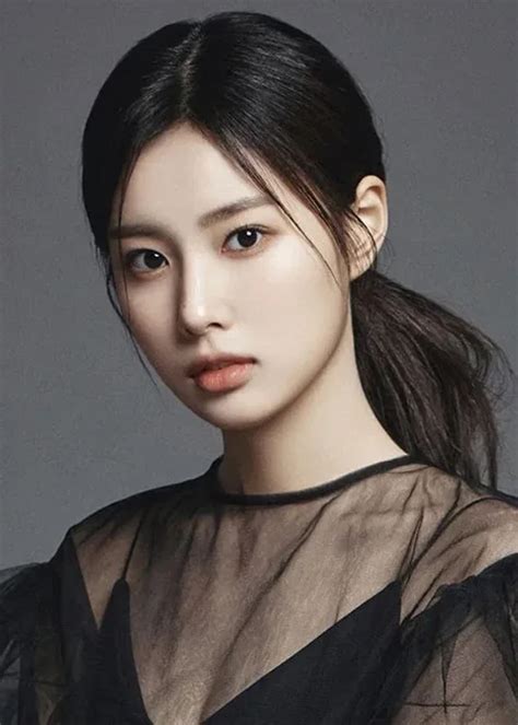 Kang Hye Won Biography Tv Shows List Wegreen Entertainment