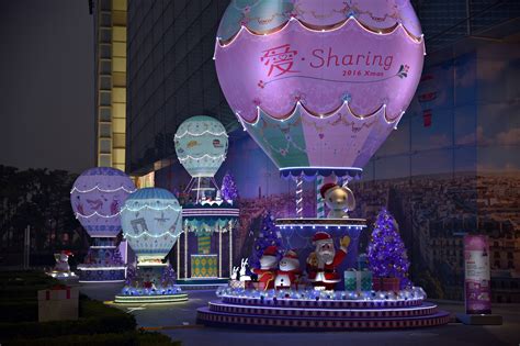 夢時代購物中心 ˵¯͒⌄¯͒˵ 還記得嗎那些把夜點亮的聖誕裝置~ ☃下雪時刻