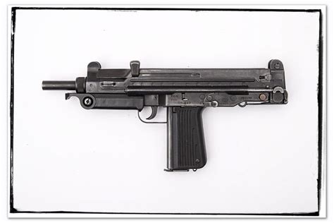 PM 84 P Glauberyt Łódzkie Stowarzyszenie Kolekcjonerów Broni