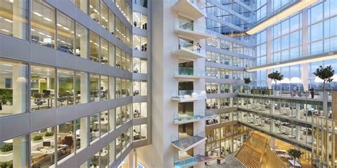 Deloitte The Edge The Smartest Building In The World Avex Uk