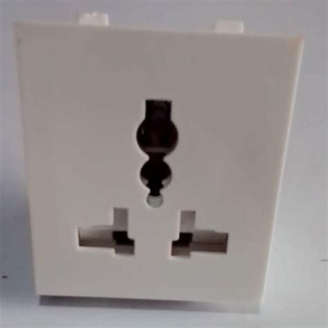 White Plastic 16a Universal Socket At ₹ 150 Piece In Mumbai Id