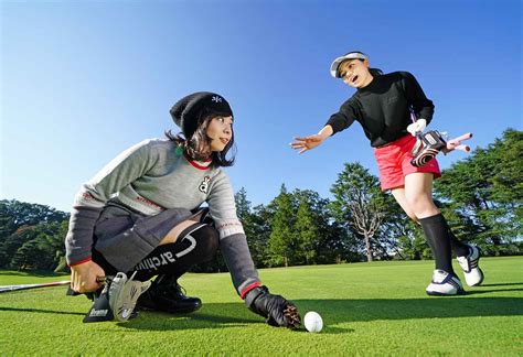 【ゴルフルールクイズ】松かさでボールをマークしたらダメ？ みんなのゴルフダイジェスト