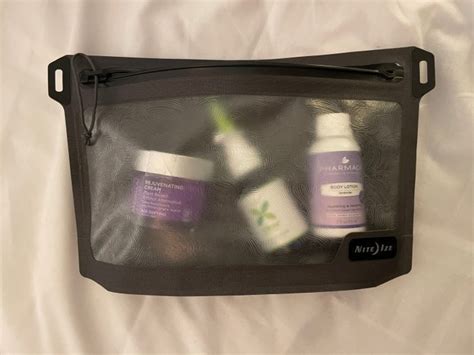 Nite Ize Runoff® Waterproof 3 1 1 Pouch Review Trail And Travel Gear