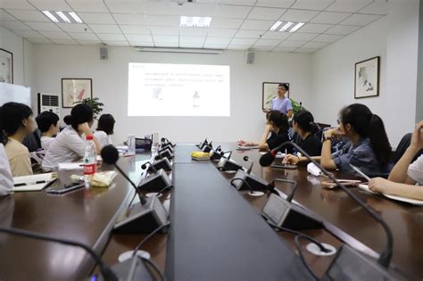 进入实验室的第一步 ——常用化学试剂的分类、存放和使用 竹类病虫防控与资源开发四川省重点实验室