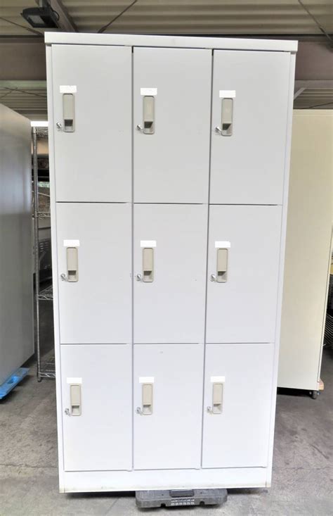 【傷や汚れあり】i 514）来店・引き取り限定☆itoki イトーキ★9人用ロッカー☆幅900×奥行520×高さ1790☆事務用品・オフィス