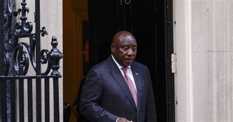 Afrique Du Sud Cyril Ramaphosa Minimise Le Risque De Destitution