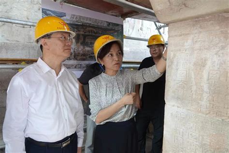 我院与大足石刻研究院签订战略合作协议
