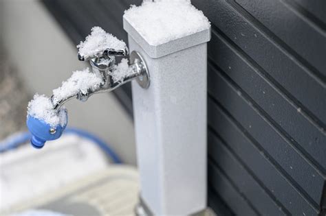 水道管の凍結を防止するお役立ちグッズ・用品を紹介【寒い時期に重宝する】 住むを楽しむ「スムタノ」
