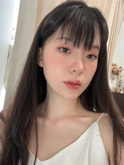 分享 日系溫柔妹子的白開水妝💦這色真的可以 美妝板 Dcard