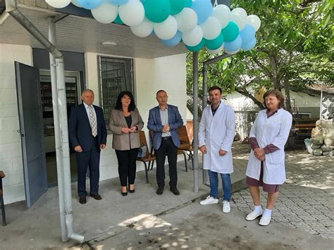 FOTO Farmacie subvenționată în Fundurii Vechi localitate condusă de