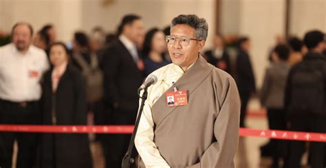 全国政协十四届二次会议第二场“委员通道”集体采访活动腾讯新闻