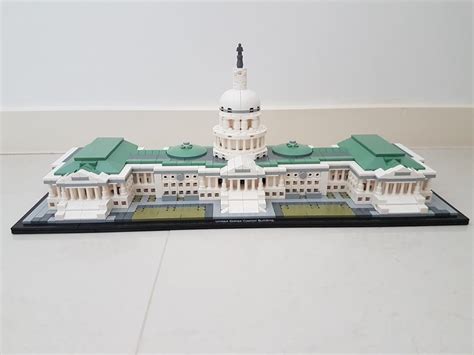 Lego Architecture 21030 United States Capitol Building Legos