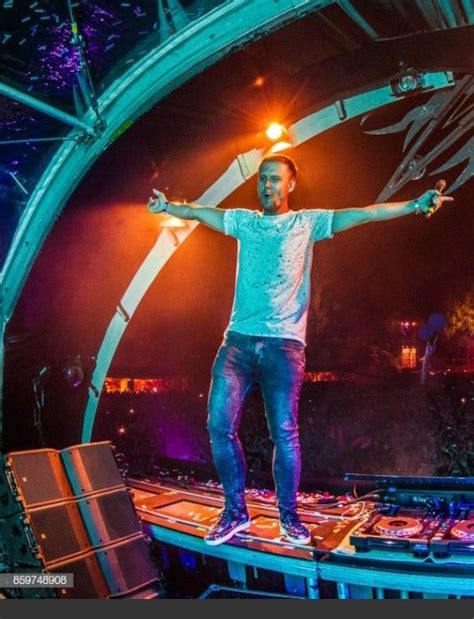 Pin By Jessica Borges On Armin Armin Van Buuren Armin Concert