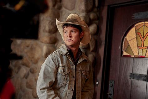 Yellowstone Fans Are Calling Out Jamie For Season 6 Episode 7