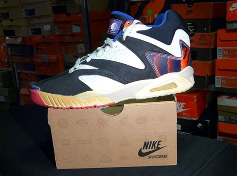Nike Air Tech Challenge Agassi Originals