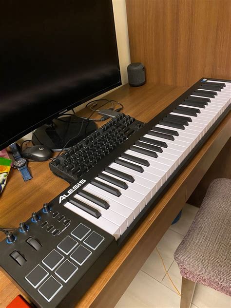 Alesis V61 Midi Keyboard Hobbies And Toys Music And Media Musical