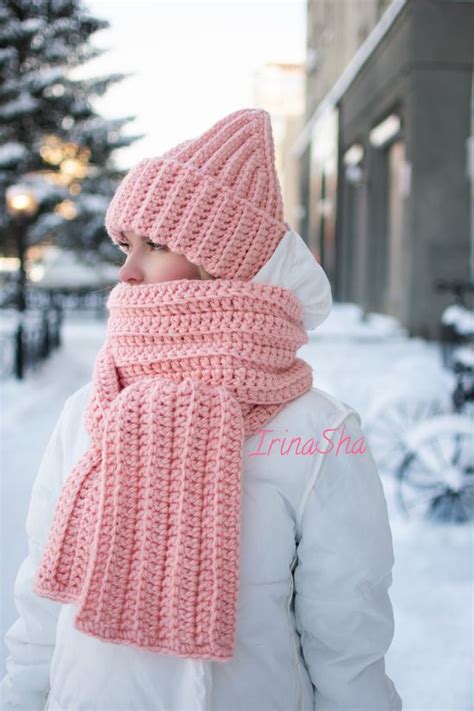 Как уменьшить широкие плечи одеждой и аксессуарами Stylish Dresses Fashion Fashion Outfits