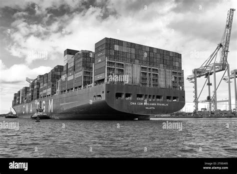 svitzer tugs guide the ultra large container ship cma cgm benjamin