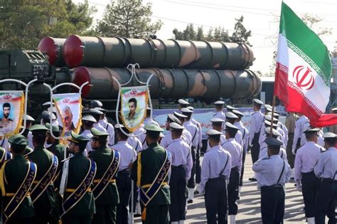 Iran Unveils New Drone Missile Amid Rising Tensions｜arab News Japan