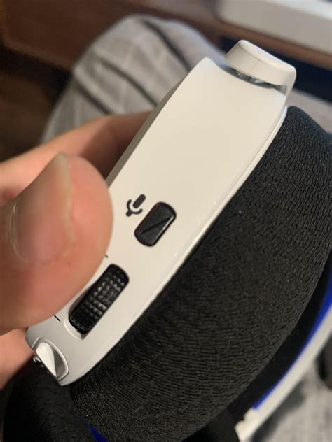 mute button keeps sticking anyone know a solution r steelseries